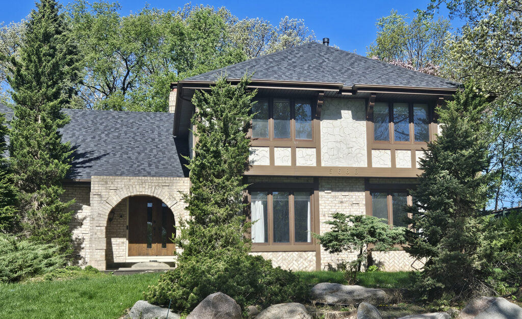 The Tudors: Choosing Exterior Color for Classic Homes - studiodeforest.com